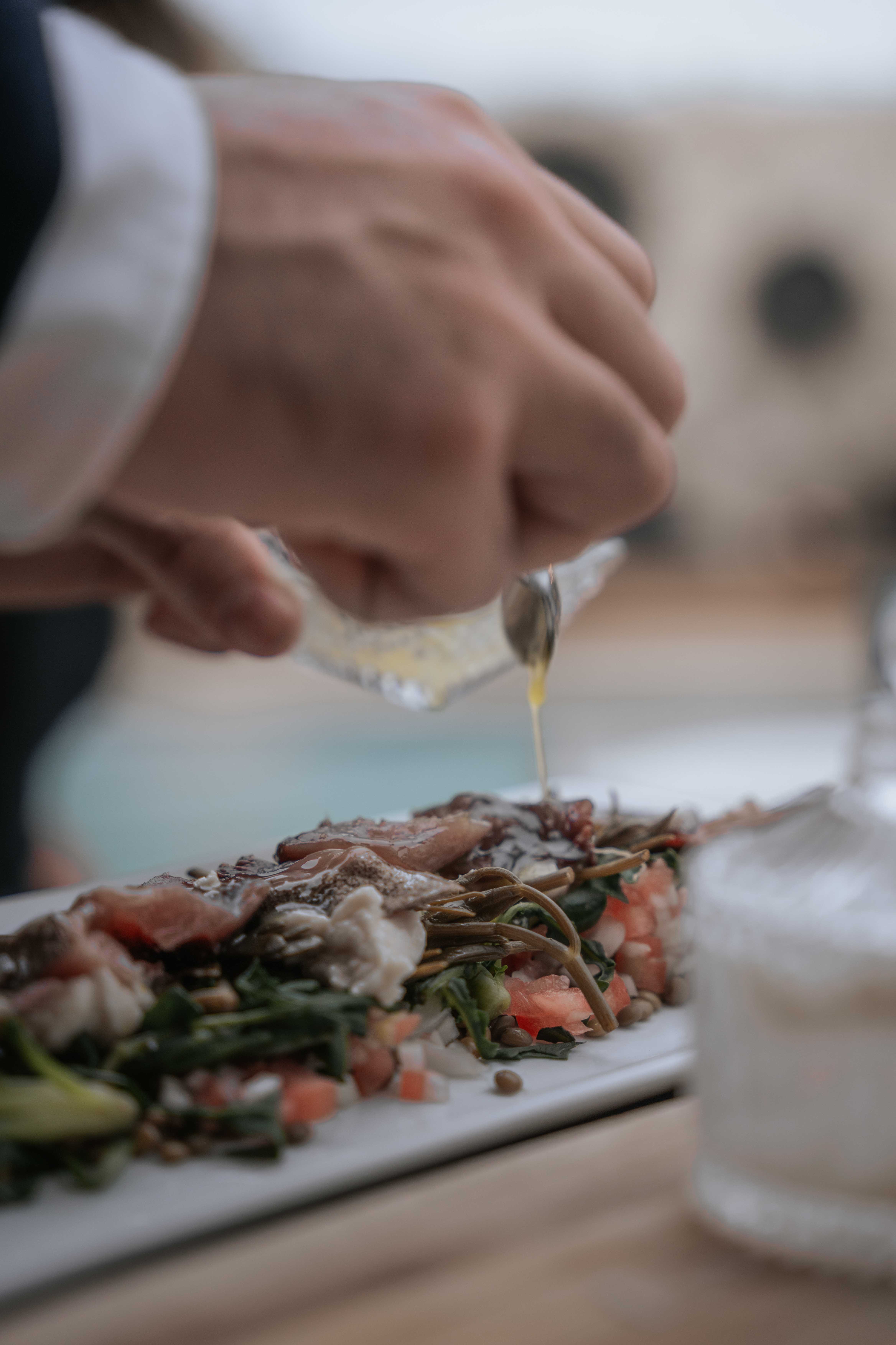 Ένα 2ήμερο γαστρονομικό ταξίδι στο Irida Wine Restaurant με τον chef Γιάννη Μπαξεβάνη ...