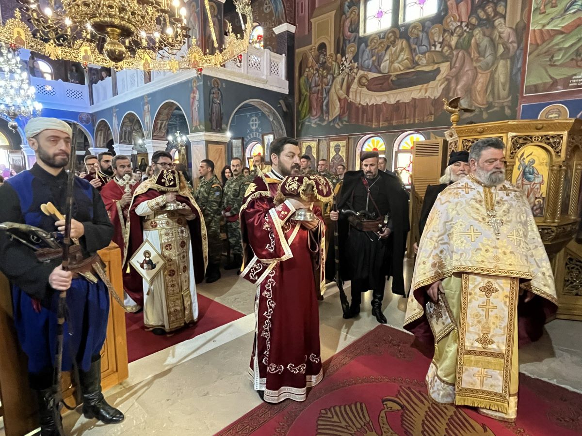 Αρχιερατικό Συλλείτουργο στην Ι.Μ. Ρεθύμνης - Φωτογραφίες | Cretalive ...