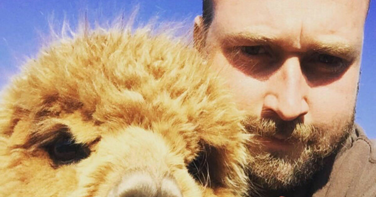 Ένας αγρότης φτιάχνει βότκα από... πρόβειο γάλα! | Cretalive ειδήσεις