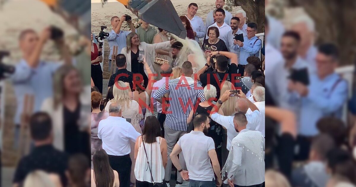 Ένας γάμος με πολύ... ρύζι - Μεταφέρθηκε με "φορτωτάκι"! Δείτε βίντεο | Cretalive ειδήσεις