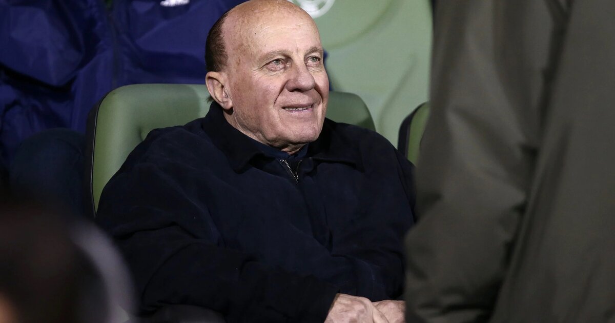 Πέθανε ο Μίμης Δομάζος - Ποιος ήταν ο «στρατηγός» του ελληνικού ...