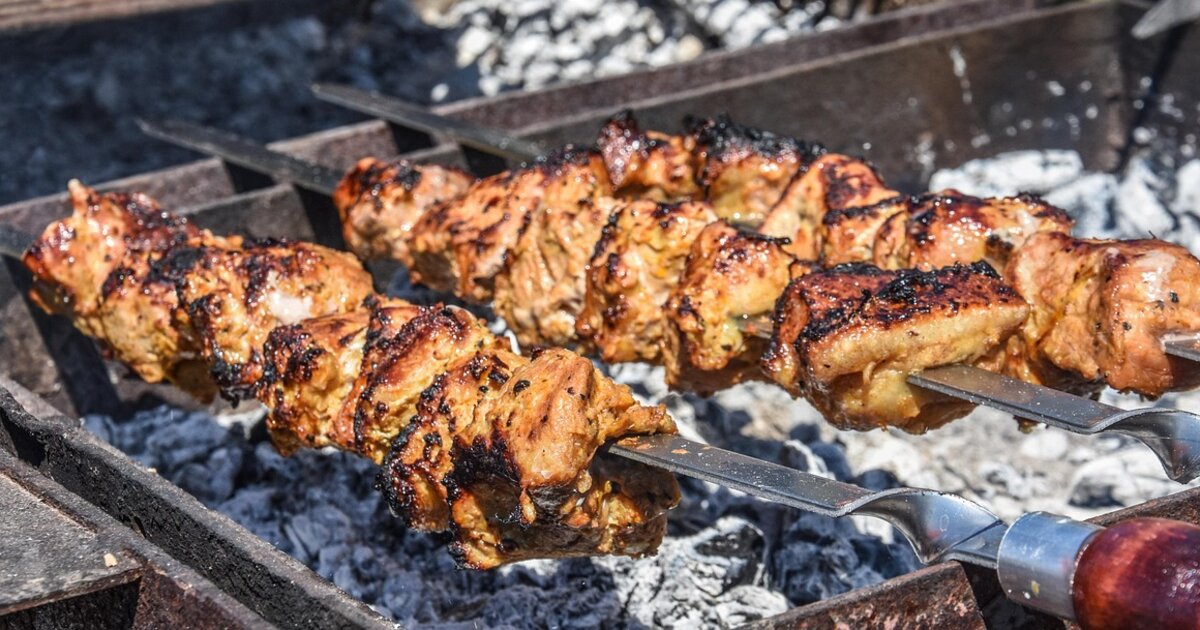 Τέλος οι υπαίθριες ψησταριές και τα σουβλάκια στα πανηγύρια – Φαγητό ...