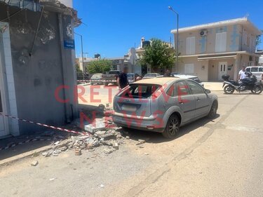 Αποκολλήθηκε τμήμα κτιρίου στη Ν. Αλικαρνασσό - Από τύχη δεν είχαμε τραυματισμούς (video ...