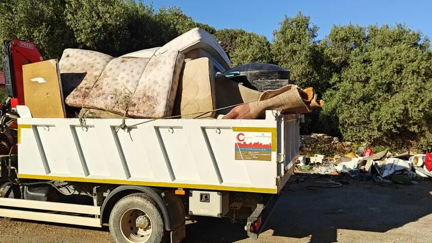 Agios Nikolaos Cracks Down on Illegal Dumps with Major Clean-Up - Crete Tip